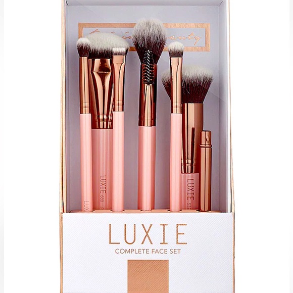 Luxie | Makeup | Luxie Complete Face Brush Set | Poshmark